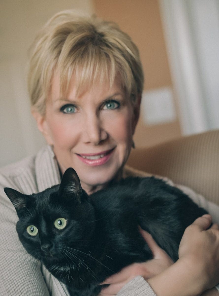 Pam Johnson-Bennett - Cat Behavior Associates